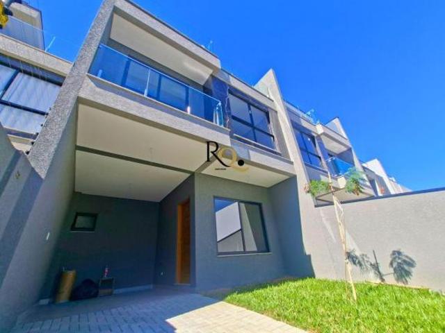 SOBRADO TRÍPLEX ALTO PADRÃO NO TINGUI ESPAÇO GOURMET AMPLO QUINTAL 3 QUARTOS SENDO 1 SUÍTE