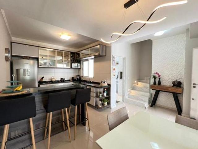 Sobrado Triplex Bairro Uberaba
