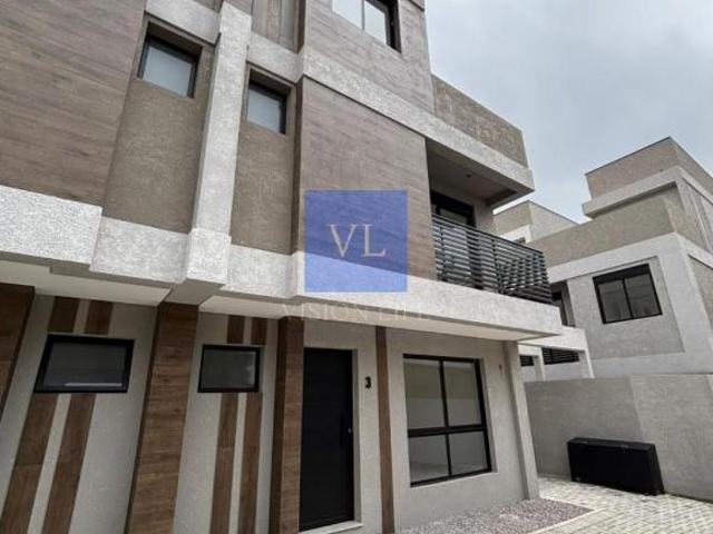 Sobrado Triplex de 3 Quartos no Residencial Spazio Maravalhas, Jardim das Américas, Curitiba PR R$9