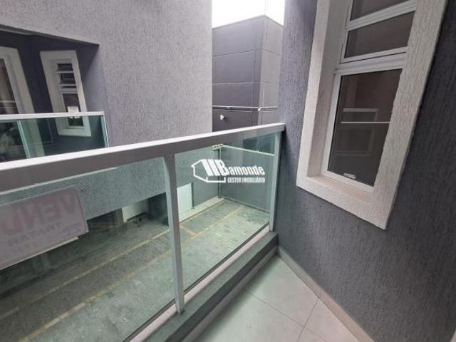 Sobrado triplex de 2 suítes