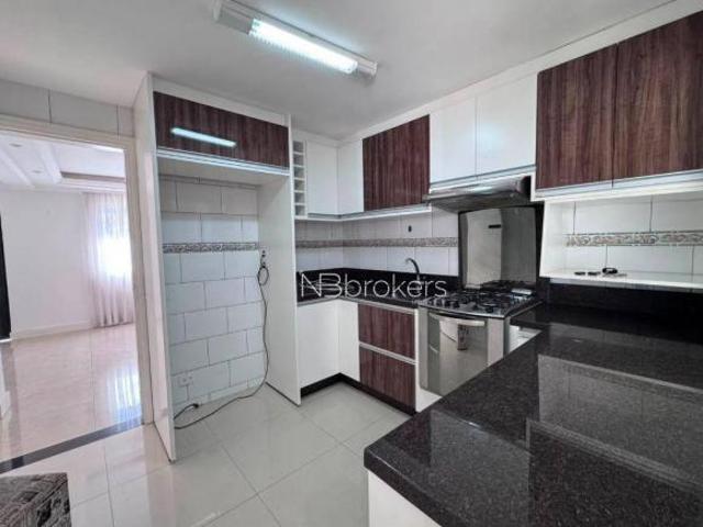 SOBRADO TRIPLEX DE ALTO PADRÃO | 180M² | 3 QUARTOS | SUÍTE COM HIDRO | ÁTICO | CAJURU