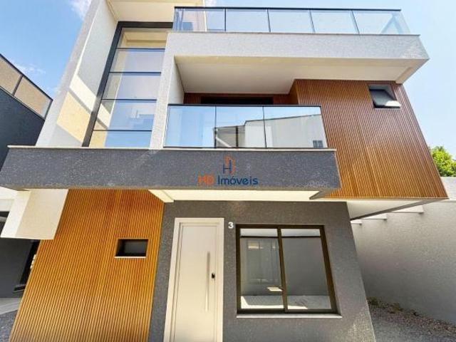 Sobrado Triplex de Alto Padrão com 3 Suítes, SPA no Ático e Churrasqueira no Jardim das Américas C