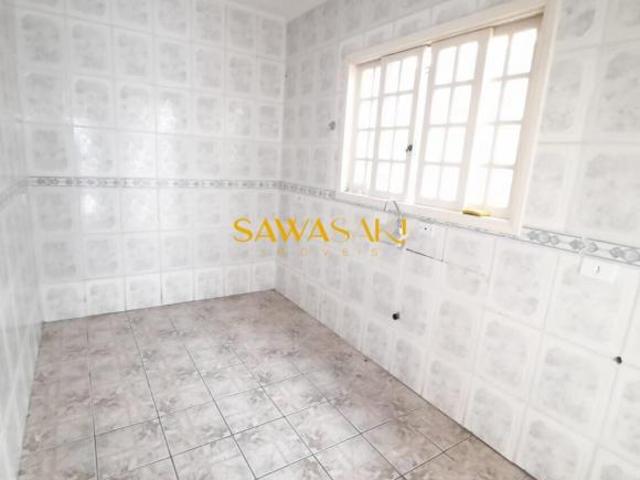 Sobrado Triplex de Esquina com quintal OPORTUNIDADE