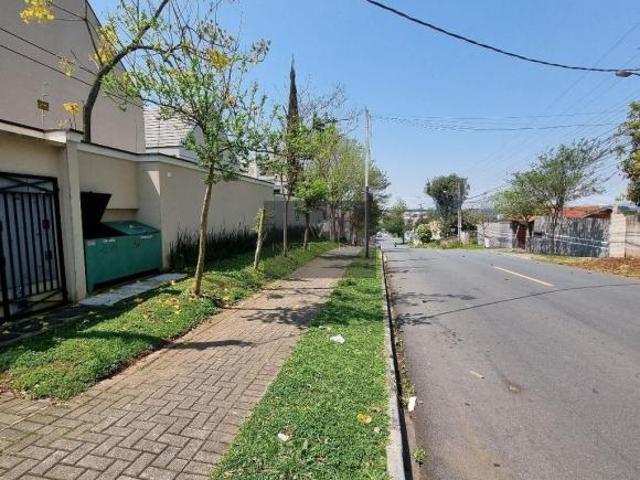 Sobrado Triplex em condomínio à venda no Bairro Boqueirão, Curitiba PR