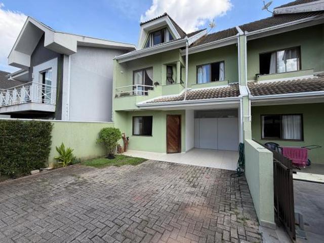 Sobrado Triplex em Condomínio Fechado Santa Felicidade — 148m², 3 Quartos 1 Suíte, Ático