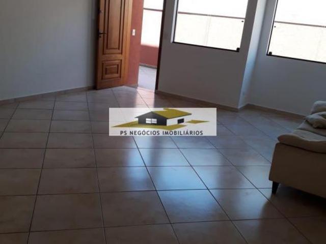Sobrado Triplex em Condomínio na Bosque da Saúde