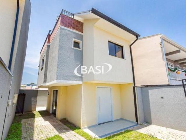 Sobrado Triplex Exclusivo a Venda no Xaxim Nao Geminado, com Atico Ampliavel + Sacada e 2 Vagas Gra