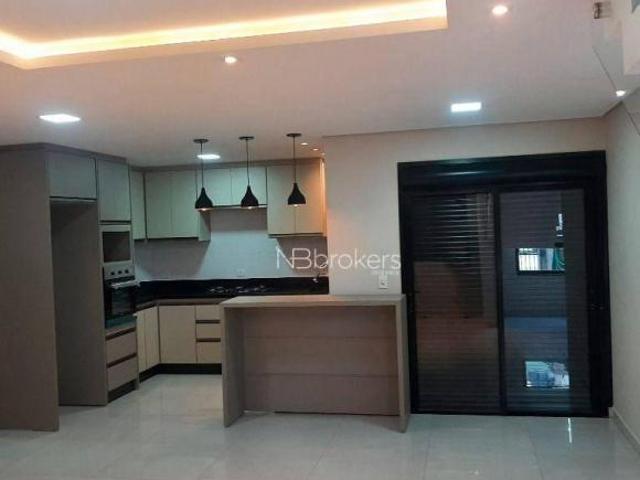 SOBRADO TRIPLEX EXCLUSIVO DE FRENTE PRA RUA