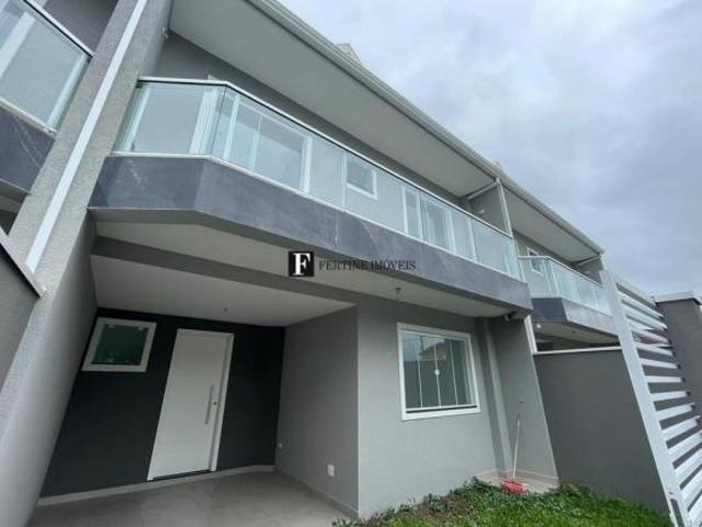 Sobrado triplex faixa mar em Shangri lá