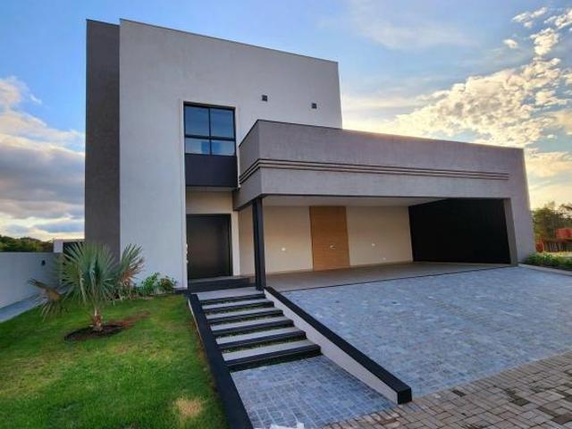 Sobrado Triplex Imponente à venda | Condomínio Porto Madero – Foz do Iguaçu/PR