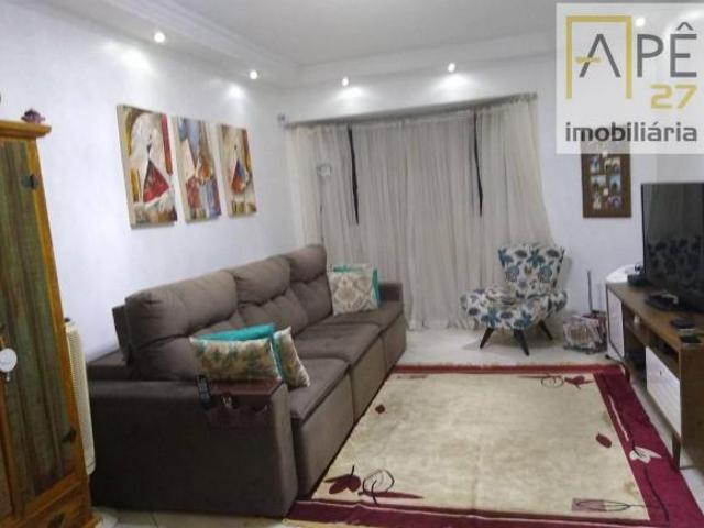 SOBRADO TRIPLEX JD SANTA MENA 3 DORMS 4 VAGAS SO0092