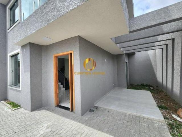 Sobrado triplex não geminado novo com 3 quartos, condomínio fechado Pinheirinho e com rooftop