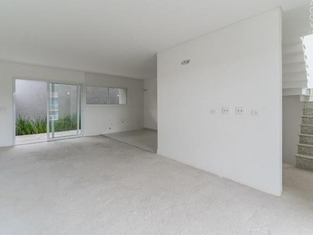 Sobrado Triplex Novo, 03 Quartos, 02 Vagas, Churrasqueira a Carvão, São Braz, Curitiba