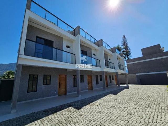 Sobrado Tríplex NOVO com Solarium á venda, 148m² R$ 580.000,00 Massaguaçu Caraguatatuba/SP