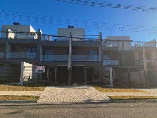 SOBRADO TRIPLEX NOVO MODERNO, TERRAÇO COM CHURRASQUEIRA, À VENDA NO PINHEIRINHO