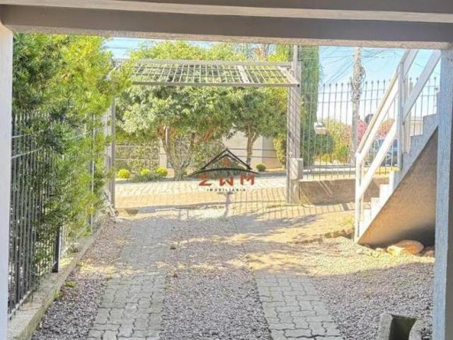 Sobrado Triplex no Bairro Santa Catarina em Farroupilha/RS