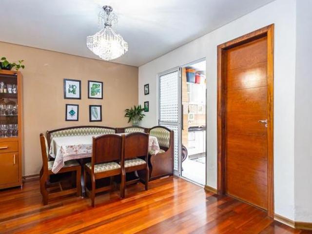 SOBRADO TRIPLEX NO ECOVILLE 3 QUARTOS 3 BANHEIROS 2 VAGAS
