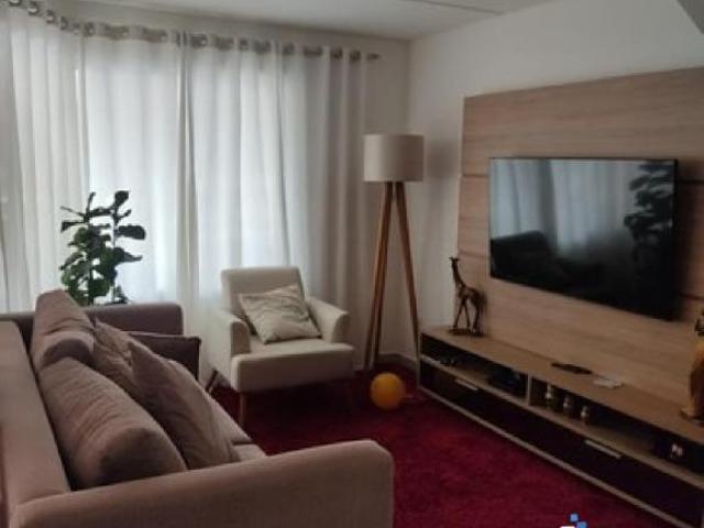Sobrado triplex no melhor condomínio fechado com portaria 24h do Jardim das Américas  4 dormitórios