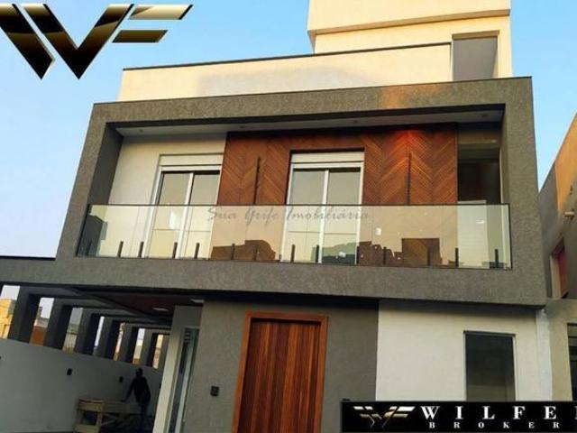 SOBRADO TRIPLEX NO SANTA CÂNDIDA! ACABAMENTO CONTE