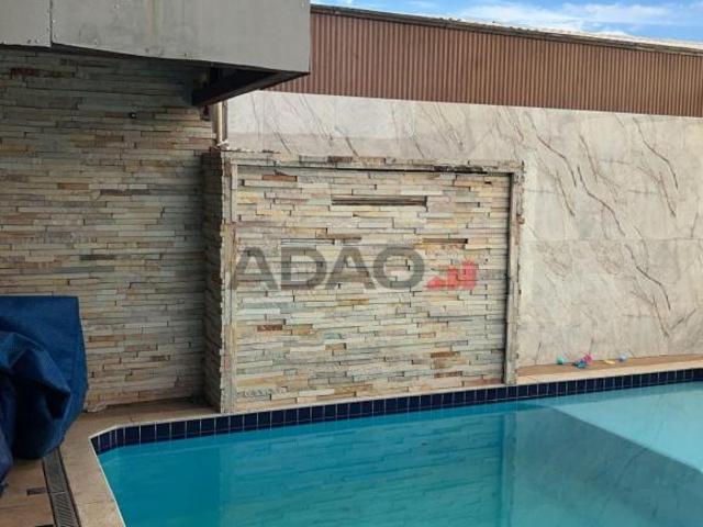 Sobrado TRIPLEX Setor Parque das Flores Sobrado com 6 Quarto s por R$ 2000000.00 no setor Parque da