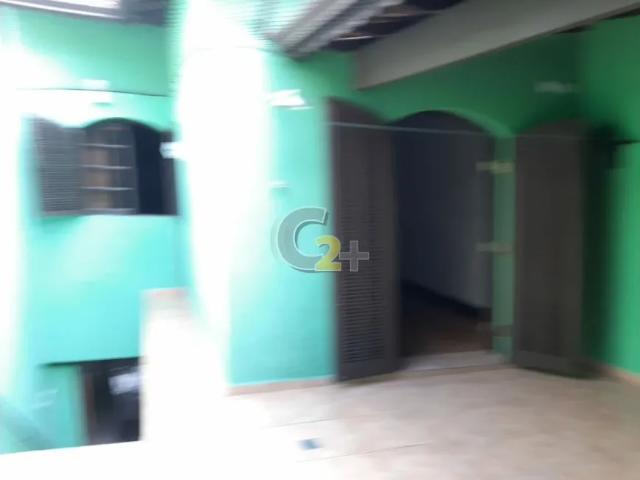 Sobrado á venda na Bela Vista, 3 quartos e sem vaga de garagem