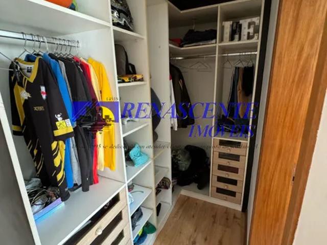 Sobrado à Venda na Granja Julieta 200m² com 4 Dormitórios e Área Gourmet