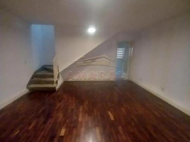 LINDO SOBRADO COM 3 QUARTOS NA VILA FIGUEIRA SUZANO, PRÓXIMO AO CENTRO IDEAL PARA MORADIA E COMÉRCIO