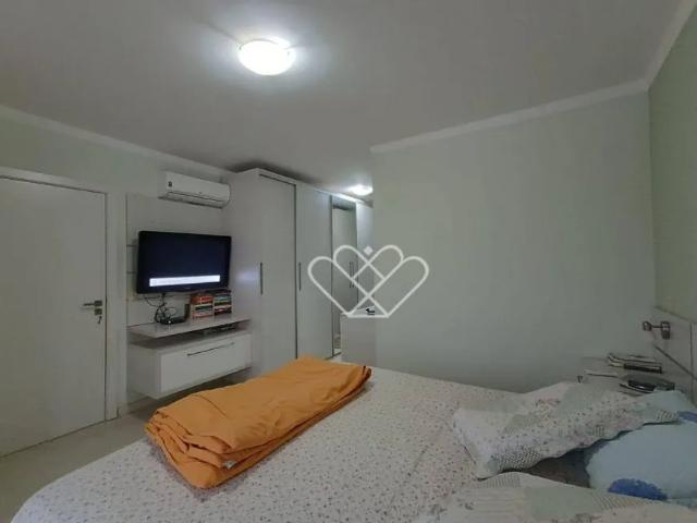 Casa no Alphaville com 3 suítes à venda ou locação em Gravataí