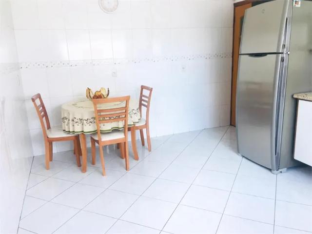 Sobrado à venda com 3 quartos, sendo 1 suíte, em Vila Gustavo, São Paulo SP