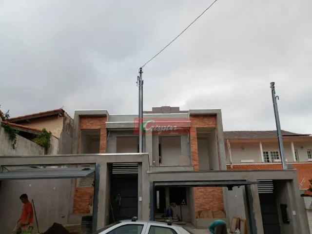 Sobrado à venda com 3 suítes Vila Rosália/Guarulhos!