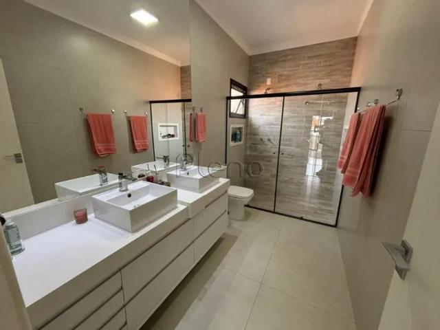 Sobrado Ã venda e para alugar em Indaiatuba, Jardim Residencial Dona Lucilla, com 3 suÃtes