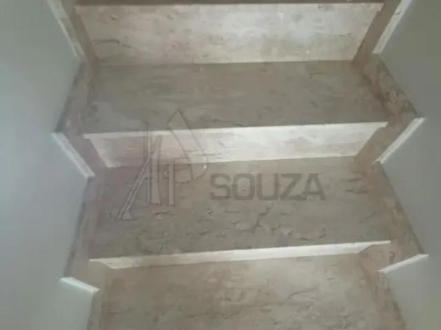 Sobrado à Venda 100m² 3 quartos 1 Suíte Vaga de Garagem Grande Vila Mazzei