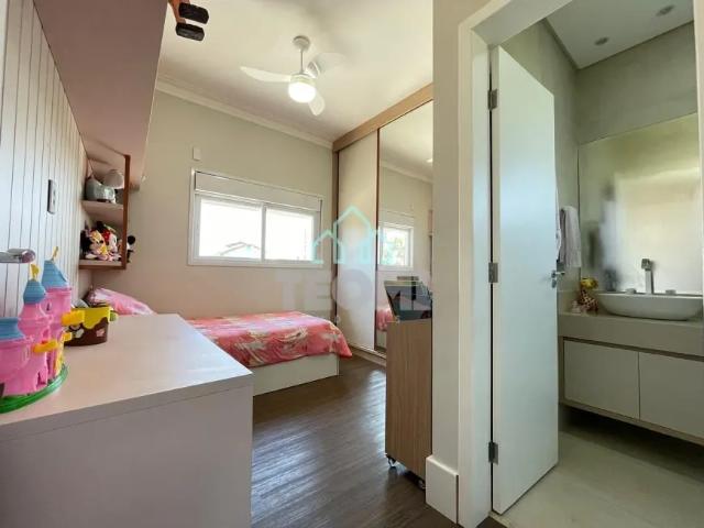 Sobrado à venda, 298 m² por R$ 1.700.000,00 Ouroville Taubaté/SP
