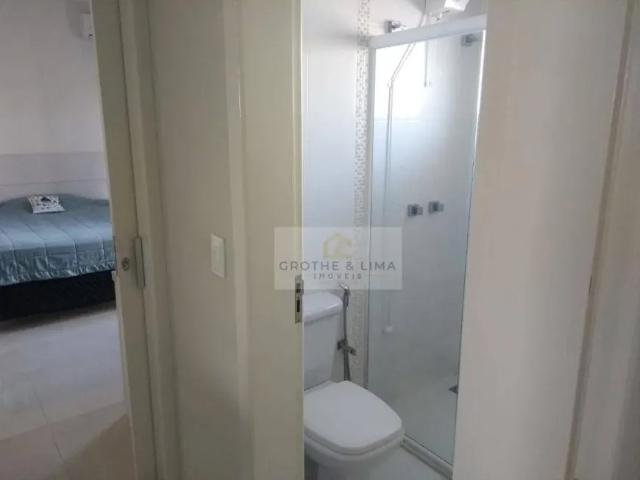Sobrado com 4 dormitórios à venda, 337 m² por R$ 2.980.000,00 Condomínio Residencial Jaguary São