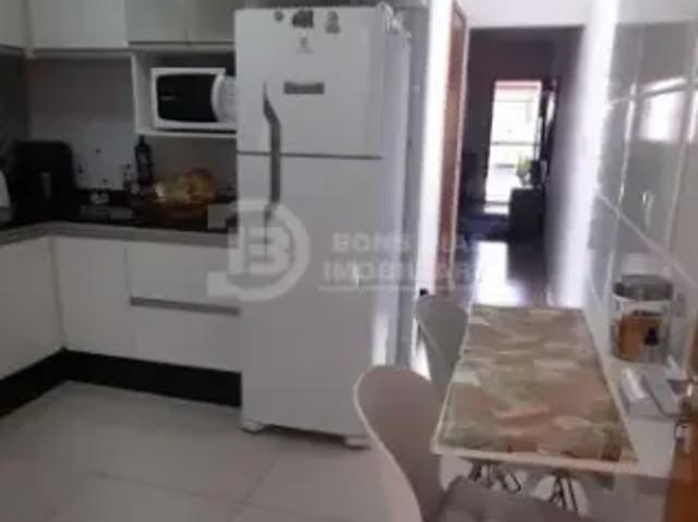 Sobrado à venda 3 quartos 1suíte e 2 vagas de garagem Jd. Santa Maria Sp