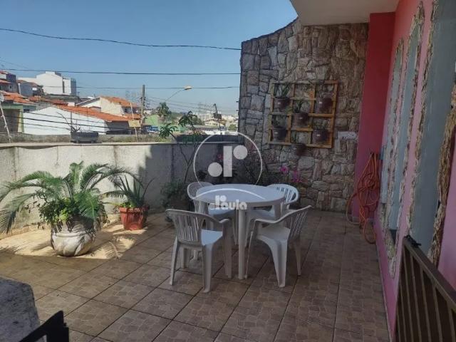 Sobrado à venda, 3 quartos 3 suítes Jardim Stella em Santo André/SP