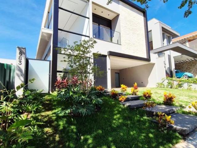 Sobrado Veredas De Franca por R$ 2.650.000,00