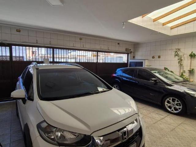 Sobrado versátil com 372 m² na Vila Brasílio Machado SP