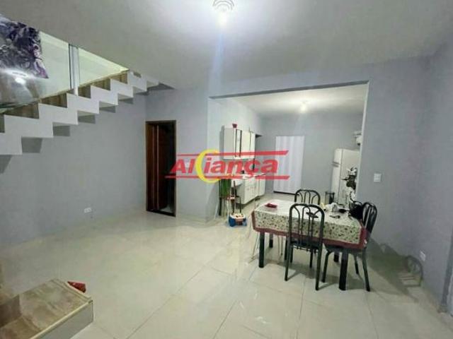 Sobrado vila carmela otima construção com 200 mts com mais 100 mts de sotão
