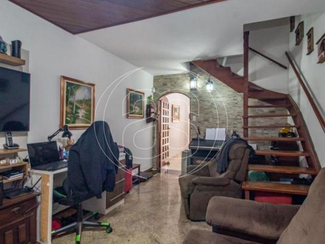 SOBRADO VILA CRUZEIRO 140 M²