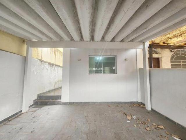 Sobrado vila Sonia, 3 dormitórios, 2 vaga, prox do metro.fl58