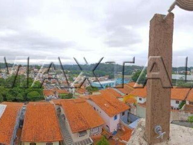 Sobrado Vila Santos, 252m² em condomínio,3 dormitórios, 1 suíte, sala, cozinha e 4 vagas