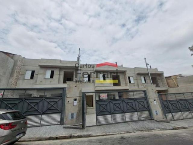 Sobrado Vila Santa Terezinha, 3 dormitórios, 3 vagas com quintal e churrasqueira