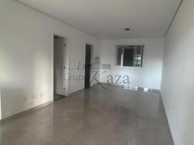 Sobrado Village Irís Jardim Paulistano 3 Dormitórios 100m²