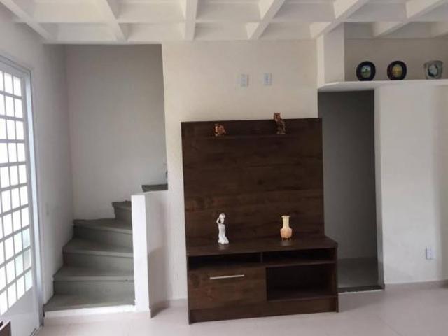 Sobrado villas de Bonsucesso 3 dorm 1 suite 2 vaga c lavabo e quintal