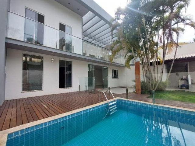 Sobrado 04 dormitórios à venda Cambezinho Londrina/PR