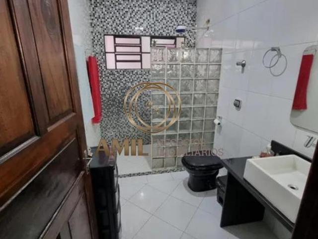 Sobrado, 04 Dormitórios sendo 02 Suítes, 434m², Varanda, Jardim Pereira do Amparo, Jacareí