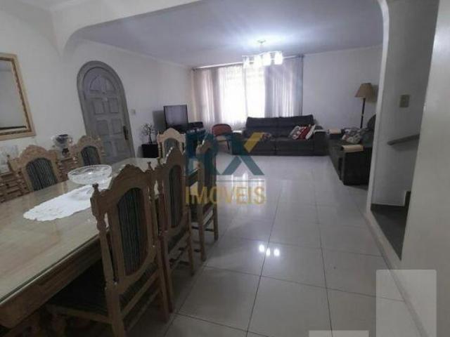 Sobrado 04 dormitórios, 02 vagas em Vila Anglo Brasileira