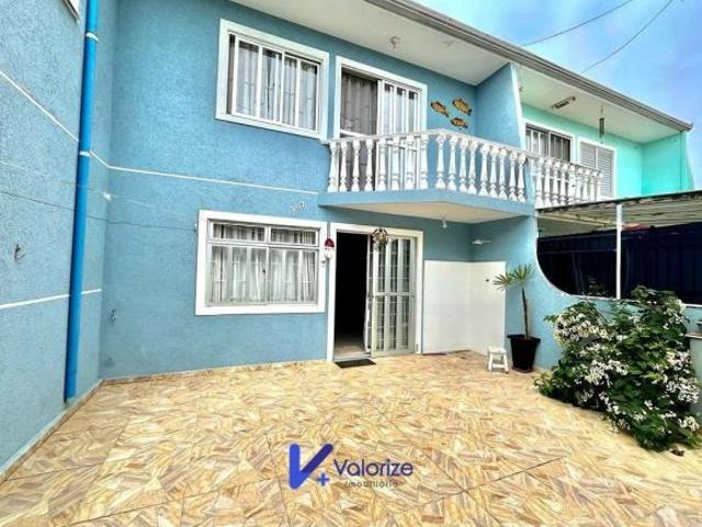 Sobrado 04 quartos em Praia de Leste