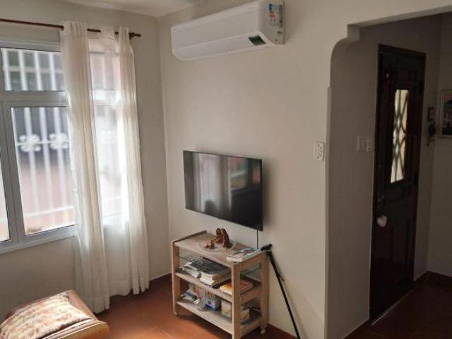 Sobrado 02 dorm 02 wcs 01 edicula varanda e quital 02 vagas em Santos SP José menino Prox praia